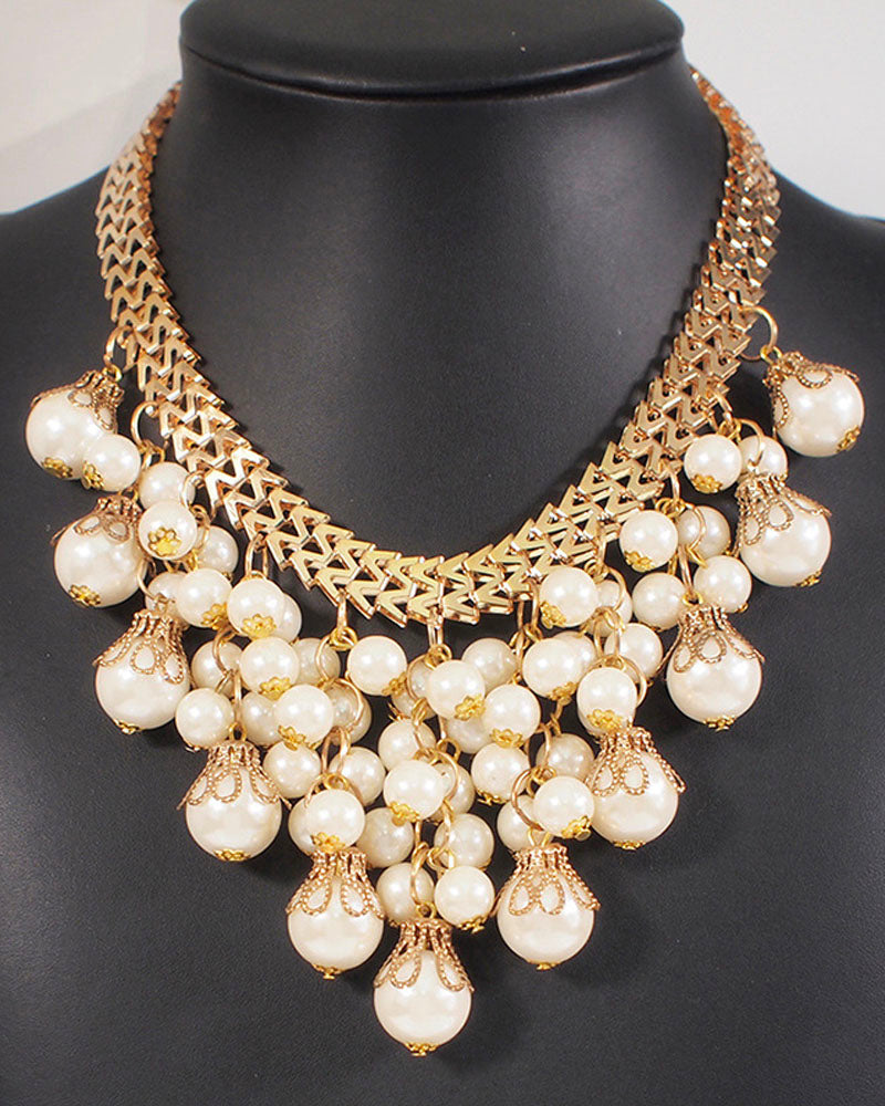 BOLD STATEMENT NECKLACE – Sassy2